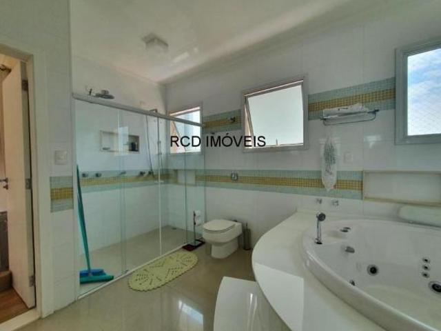 Casa alto padrão Condomínio Lorian Boulevard 4 suítes, 6 banheiros, 6 vagas 378m²