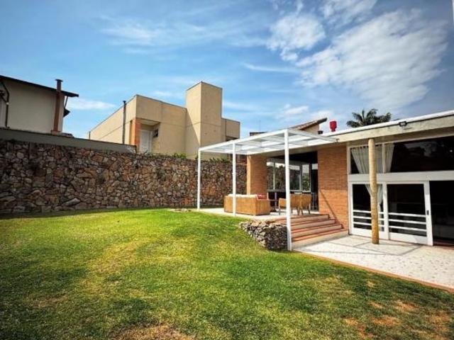 Casa Alto padrão condomínio morada das Estrelas