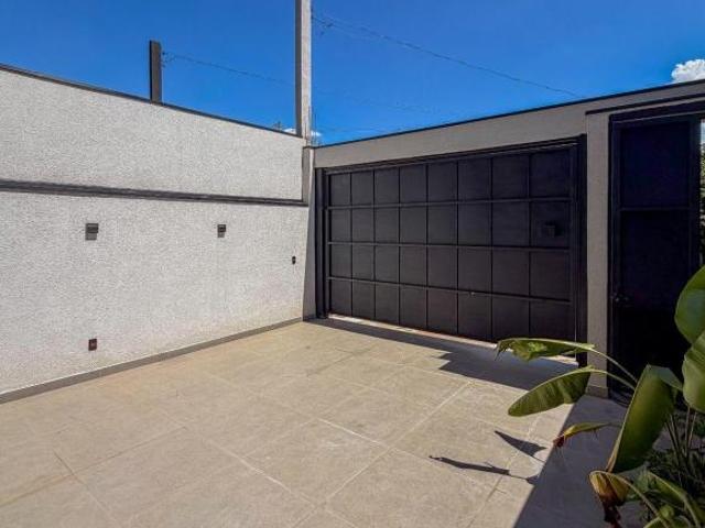 Casa Alto Padrão condomínio nova Jaguari