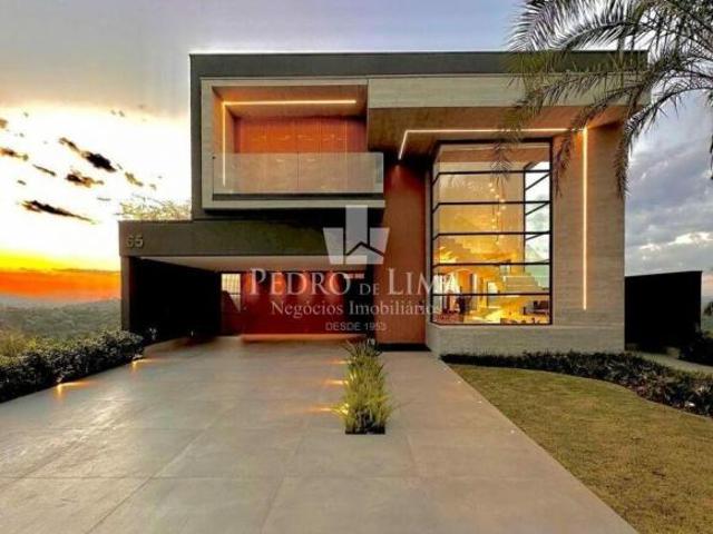 Casa Alto Padrão em Alphaville