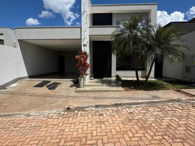Casa terrea suite master piscina aquecida cozinha com armarios ar condicionado