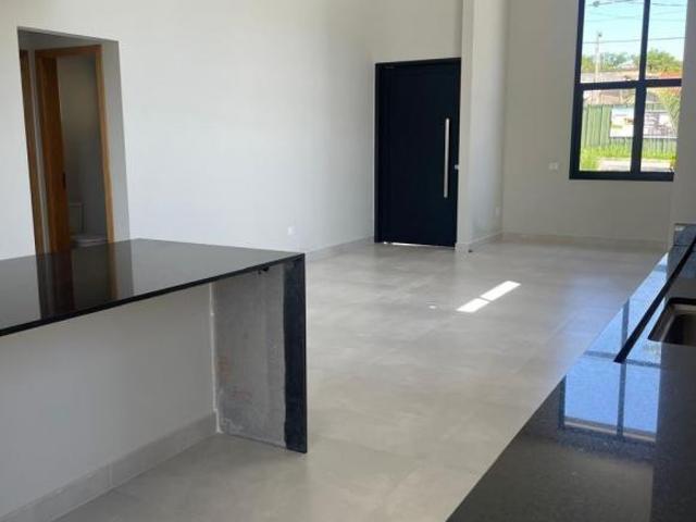 Casa Alto Padrão em Caçapava