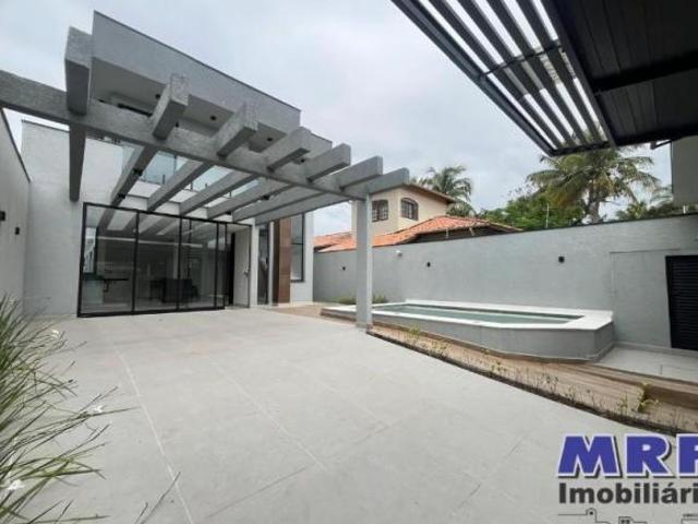 Casa alto padrão em Caraguatatuba no bairro Massaguaçu