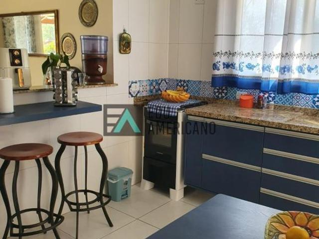 Casa alto padrão em condomínio
