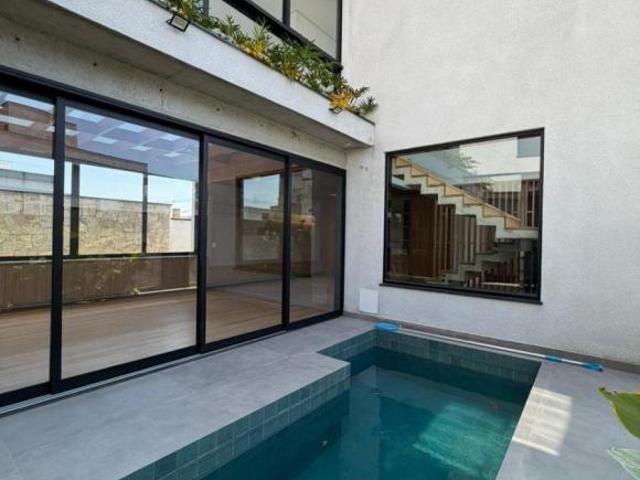 Casa Alto Padrão em Condomínio Aruã Brisas