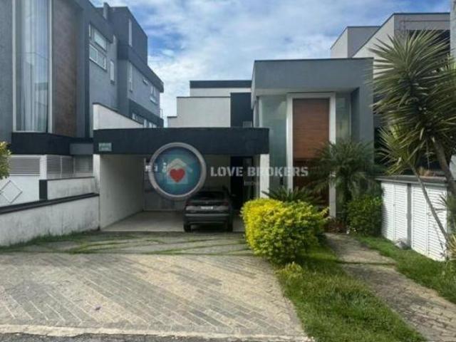 Casa Alto Padrão em Condomínio Aruã