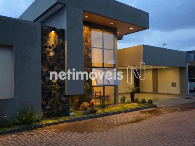 Casa alto padrão em condomínio Arniqueiras