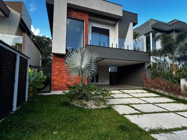 Casa Alto Padrão em Condomínio Bella Cittá