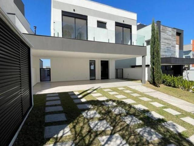 Casa Alto Padrão em Condomínio Bella Citta