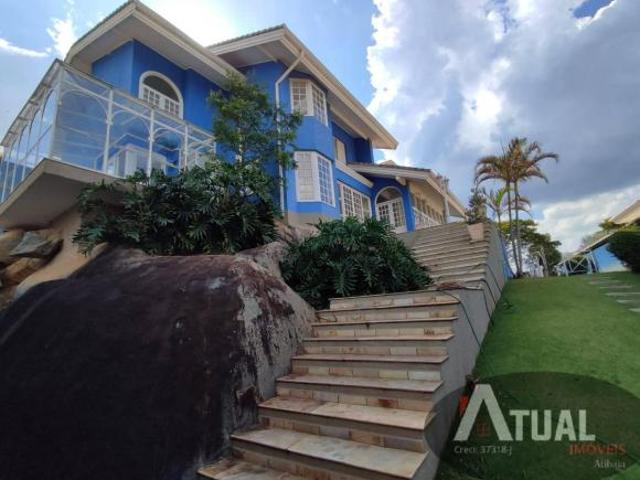 Casa alto padrão em condomínio em Atibaia