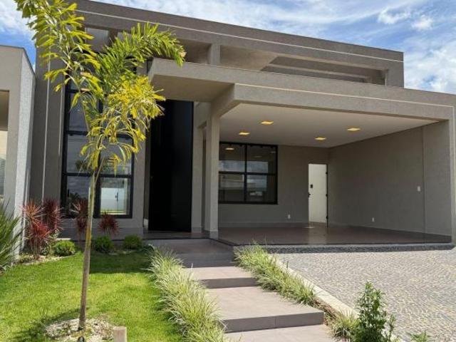 CASA ALTO PADRÃO EM CONDOMINIO FORMADO COM 3 SUITES EM PONTE ALTA GAMA