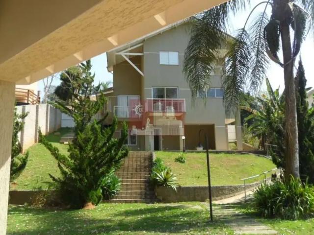 Casa Alto padrão em condomínio Fechado Serra da Cantareira