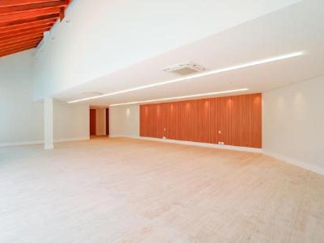 Casa alto padrão em condominio p/venda ou locação c/1273m2 e 05 suites Morumbi