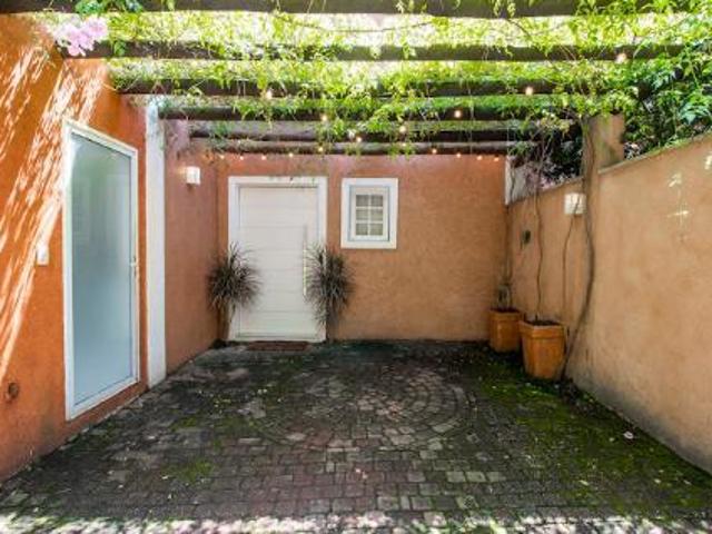 Casa alto padrão em condominio p/venda c/302m2 03 suites e 04 vagas Morumbi