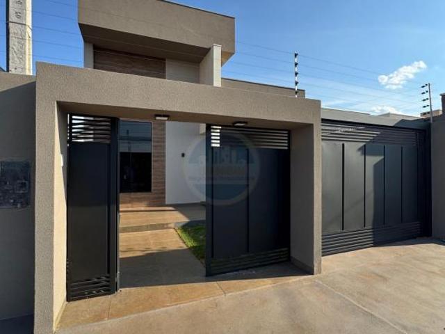 Casa Alto Padrão em Conjunto Residencial Monte Carlo, Dourados/MS