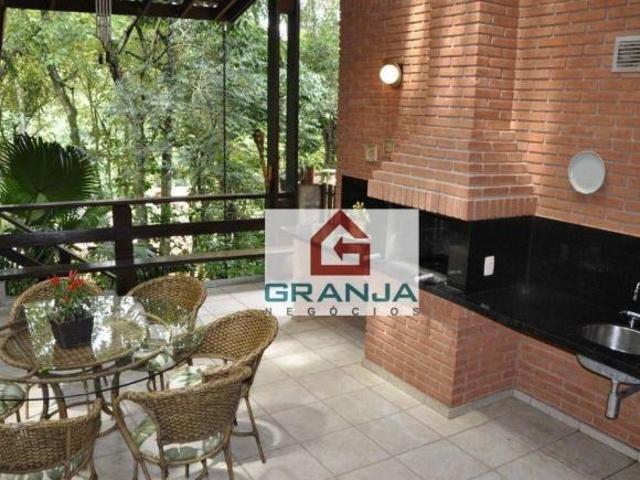 Casa Alto Padrão em Forest Hills