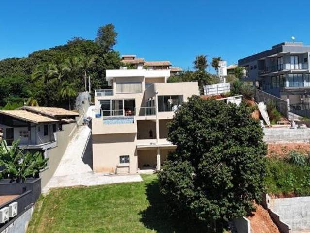 Casa Alto Padrão em Igaratá
