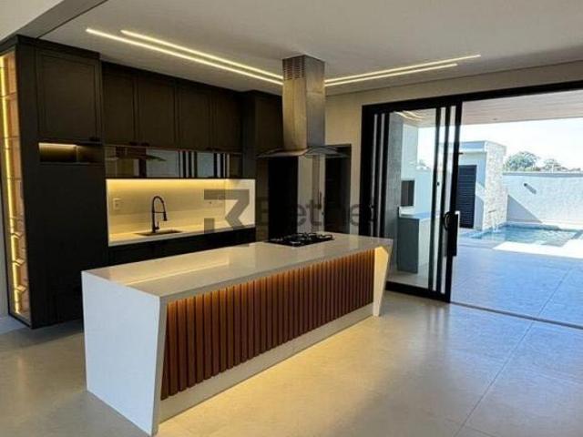 Casa Alto Padrão em um dos condomínios mais procurados de Indaiatuba