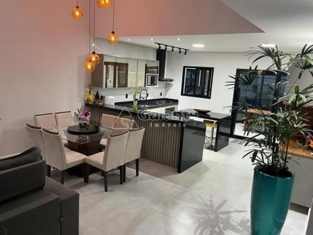 Casa Alto Padrão em Valinhos