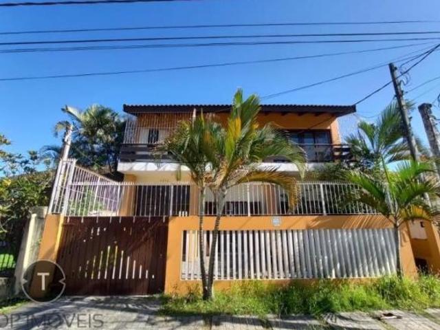 CASA ALTO PADRÃO ITANHAÉM A VENDA 05 DORMITÓRIOS