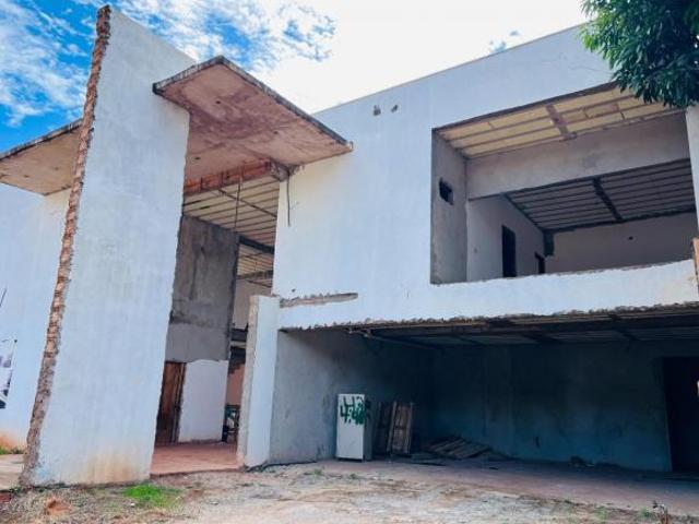Casa Alto Padrão Inacabada Estância Quintas da Alvorada: Projeto Studio Paulo Flores – Oportunidade
