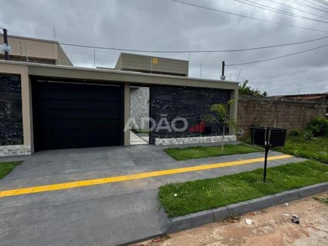 Casa Alto Padrão Jardim das Acácias Casa de Rua com 3 Quarto s por R$ 450000.00 no setor Jardim das