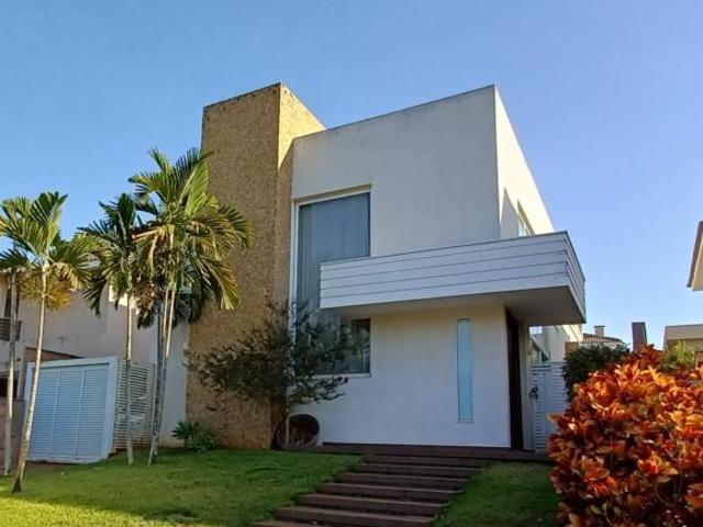 Casa Alto Padrão Jardins Atenas Sobrado com 4 Quarto s por R$ 3300000.00 no setor Jardins Atenas VN