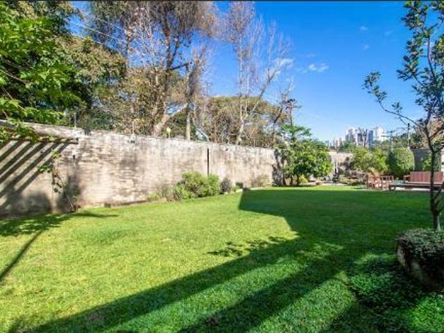Casa alto padrão p/venda c/465m2 04 suites e 07 vagas de garagem Mortumbi