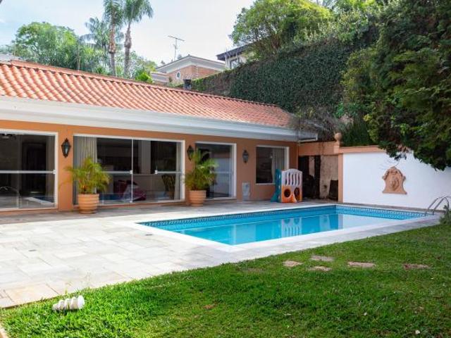 Casa alto padrão p/venda ou locação c/704m2 e 04 suites e 07 vagas Morumbi