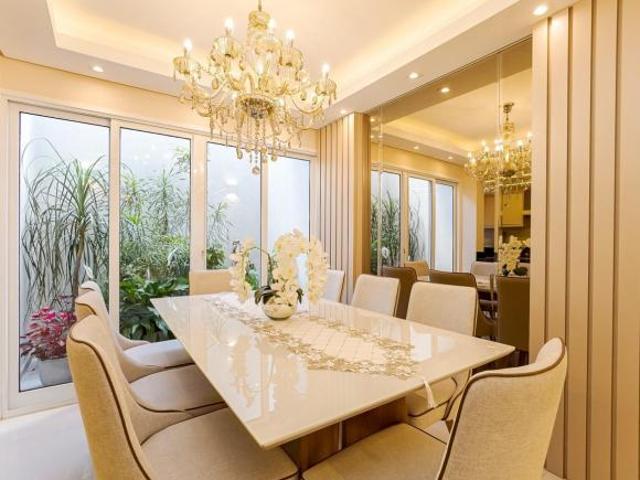 Casa Alto Padrão para Venda em Curitiba, Portão, 3 dormitórios, 1 suíte, 5 banheiros, 2 vagas