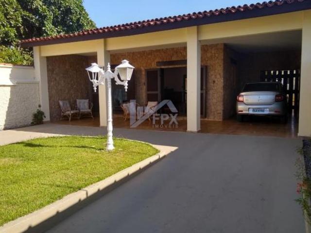 Casa Alto Padrão para Venda em Itanhaém, Cibratel 2, 3 dormitórios, 1 suíte, 2 banheiros, 6 vagas