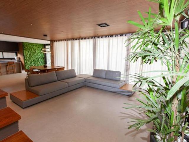 Casa Alto Padrão para Venda em Santana de Parnaíba, Tamboré, 4 dormitórios, 4 suítes, 6 banheiros, 7