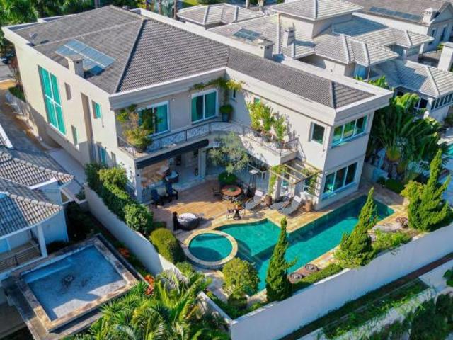 Casa Alto Padrão para Venda em Santana de Parnaíba, Alphaville, 4 dormitórios, 4 suítes, 6 banheiros