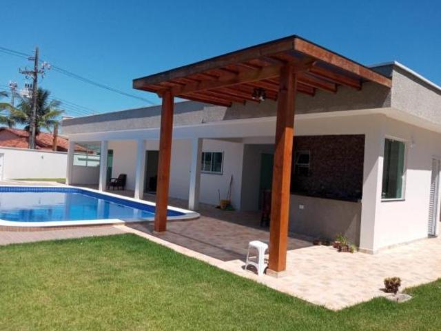Casa Alto Padrão para Venda em Peruíbe, Oasis, 4 dormitórios, 2 suítes, 2 banheiros, 1 vaga