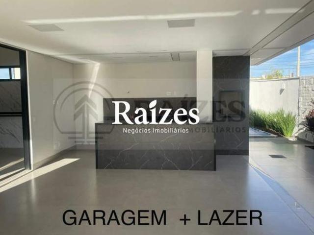 Casa Alto Padrão para Venda em Uberlândia / MG no bairro Grand Ville