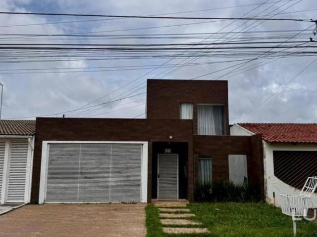 Casa alto padrão porteira fechada na QSD 19 Taguatinga Sul