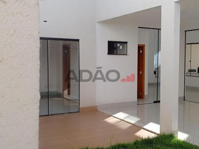 Casa alto padrão Residencial Flamingo Casa de Rua com 3 Quarto s por R$ 690000.00 no setor Residenc