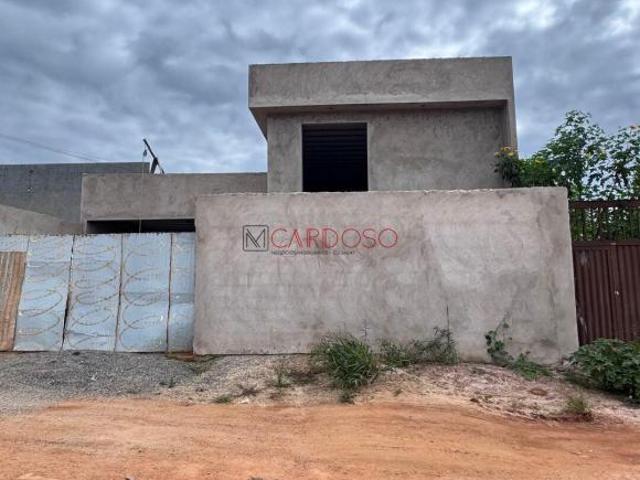 Casa Alto Padrão 26 de setembro Brasília Df, 03 quartos sendo 01 suíte, com lazer