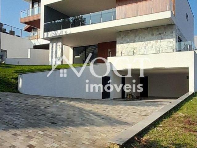 Casa Alto Padrão 340 m² – 4 Suítes com Vista Panorâmica no Condomínio Horizon – Estância Velha/RS