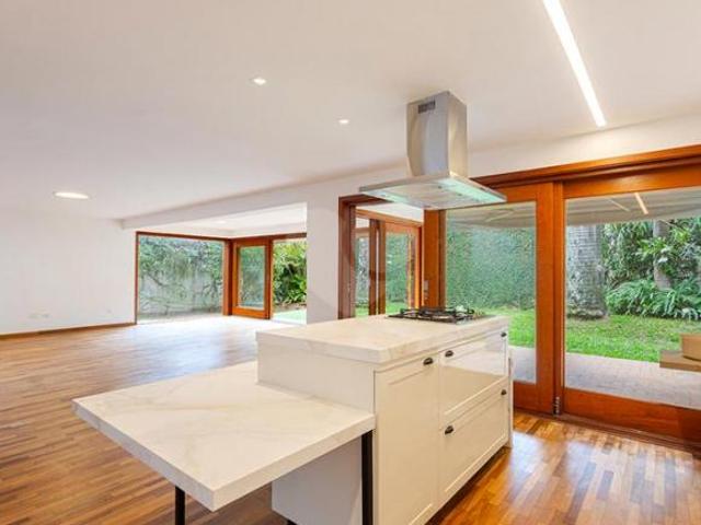 Casa Alto Padrão 350m² no Alto de Pinheiros