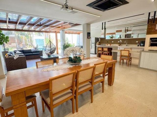 CASA ALTO PADRÃO