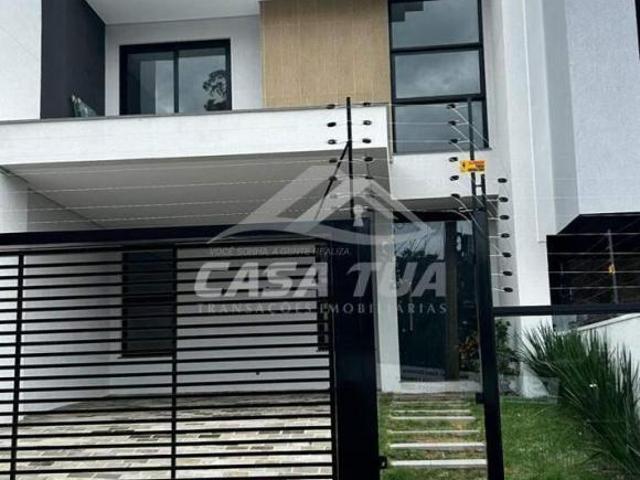 CASA ALTO PADRÃO 3 DORM SENDO 1 SUÍTE CENTRO
