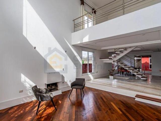 Casa Alto Padrão 3 Suítes Condomínio Pinewoods, Pinhais