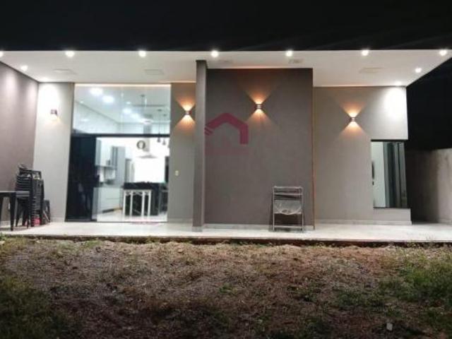 CASA ALTO PADRÃO 3 SUÍTES 429M² CONDOMÍNIO FECHADO ARNIQUEIRA