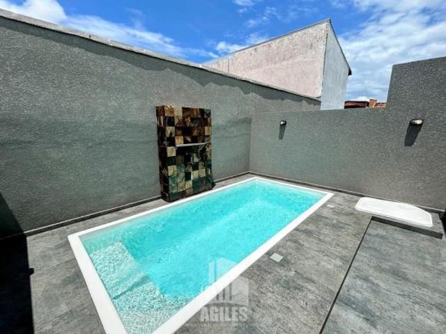 Casa alto padrão, 3 quartos, faixa mar