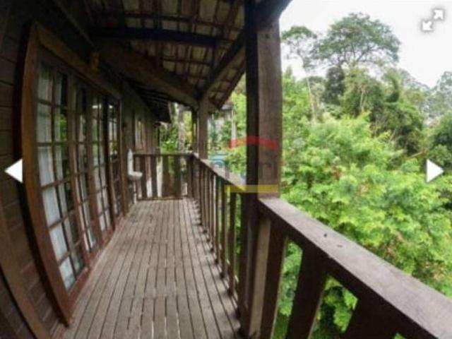 Casa Alto Padrão 400 metros Embu
