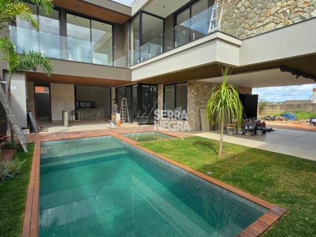 CASA ALTO PADRÃO 4 QUARTOS ESCRITURADA ESPAÇO GOURMET PISCINA CONDOMINIO ARNIQUEIRAS
