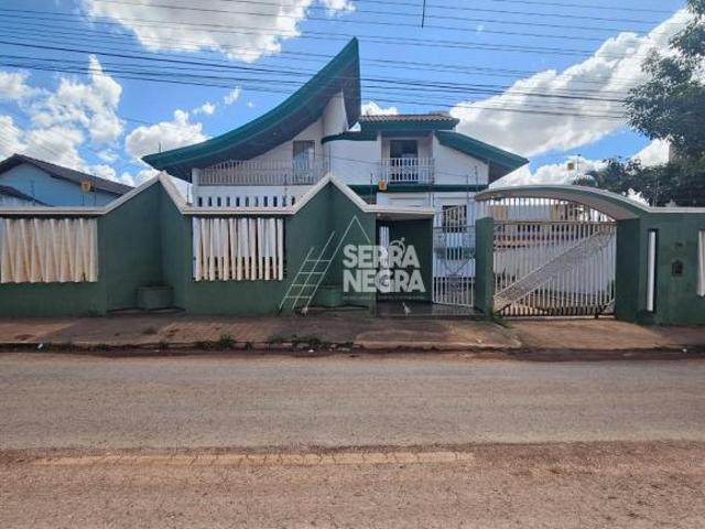 CASA ALTO PADRÃO 5 QUARTOS VARANDA ÁREA GOURMET TRECHO 3 VICENTE PIRES DF