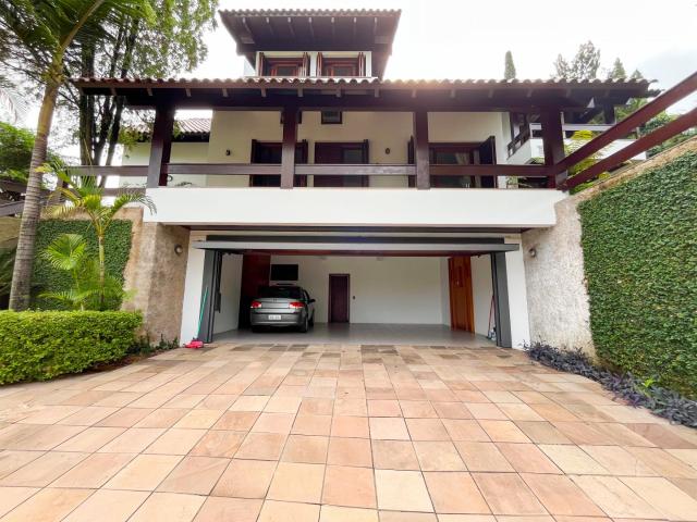 CASA ALTO PADRÃO