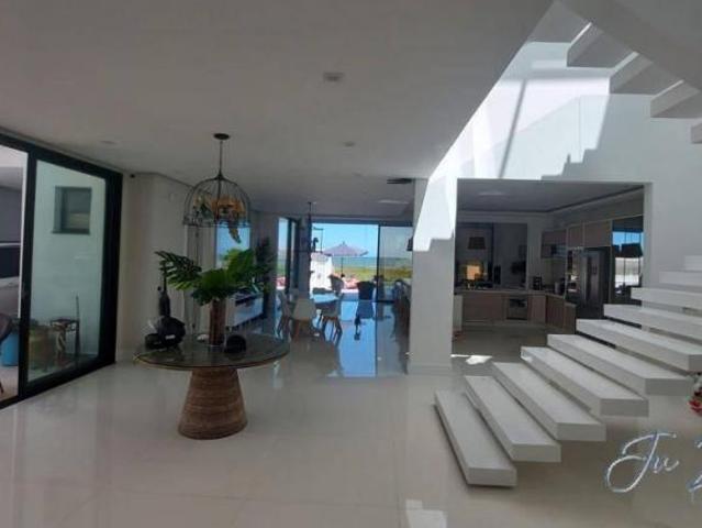 Casa Alto Padrão 7 quartos Beira Mar em Guaratuba, Balneário Brejatuba